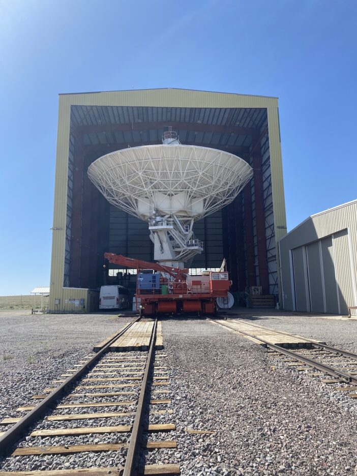 A Day at the Very Large Array - AAS Nova